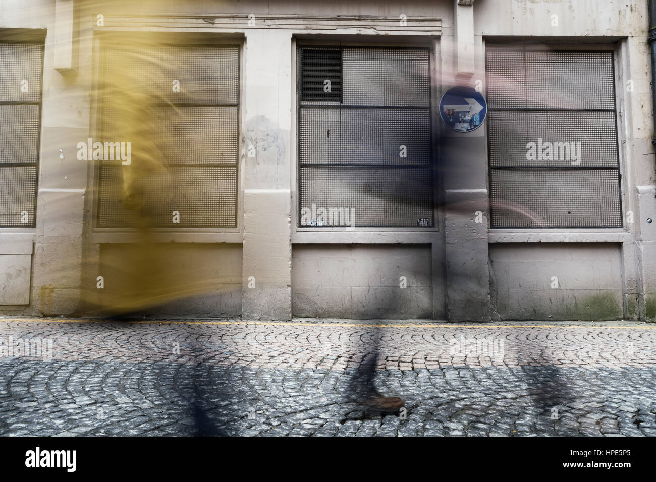 Pavement ally hi-res stock photography and images - Alamy
