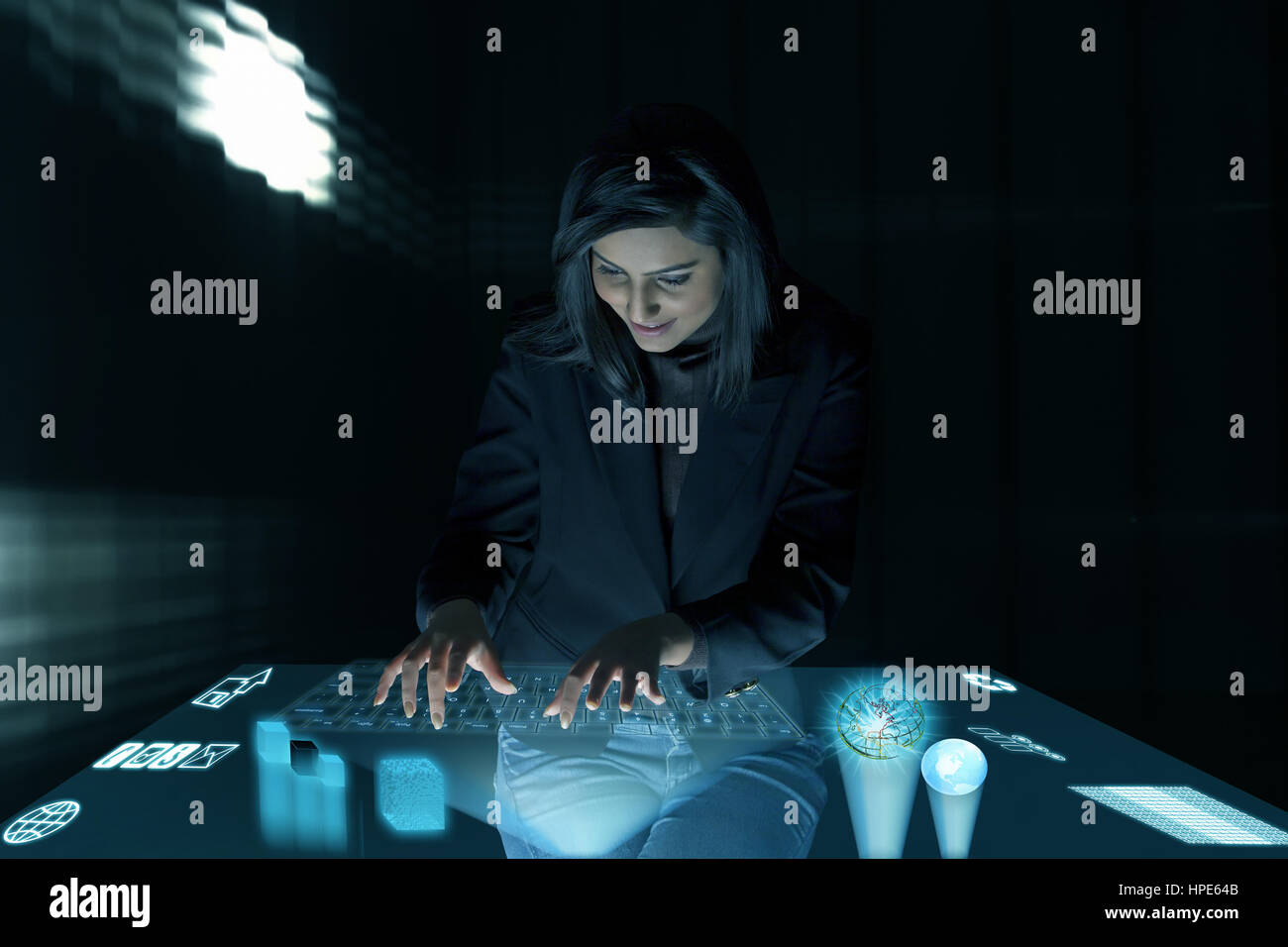 Virtual typing hi-res stock photography and images - Alamy