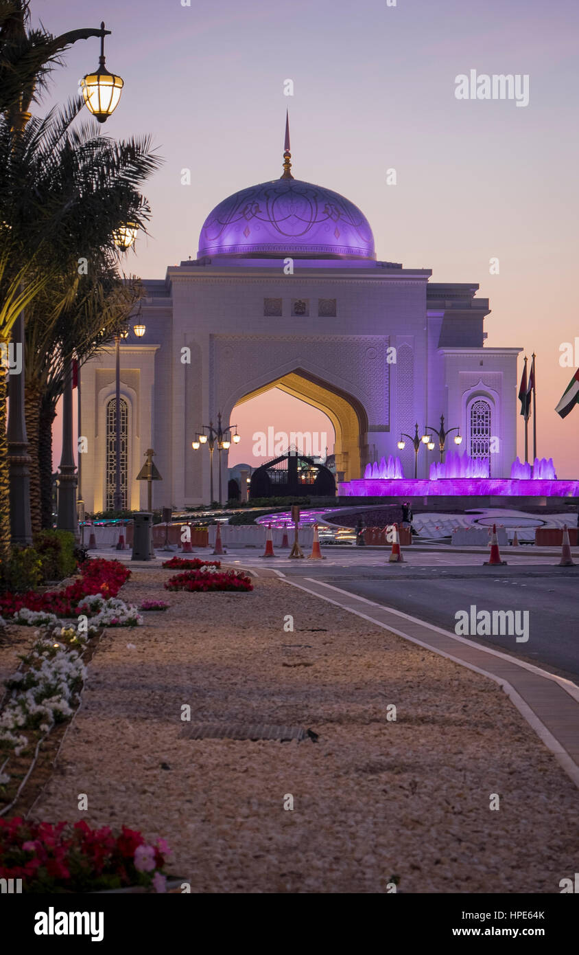 area around emirate palace in abu dhabi,UAE Stock Photo - Alamy