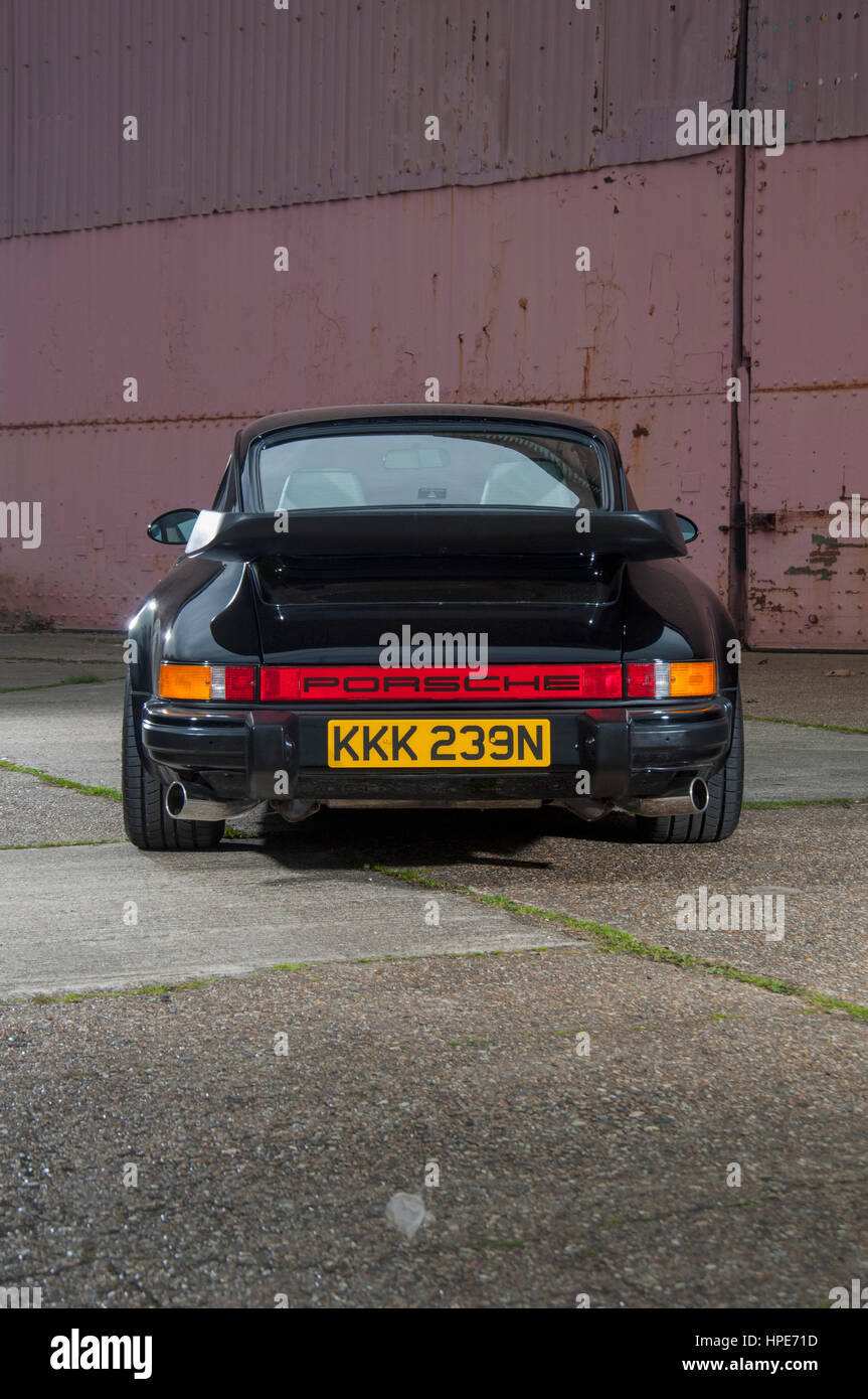 Porsche 964 turbo hi-res stock photography and images - Alamy