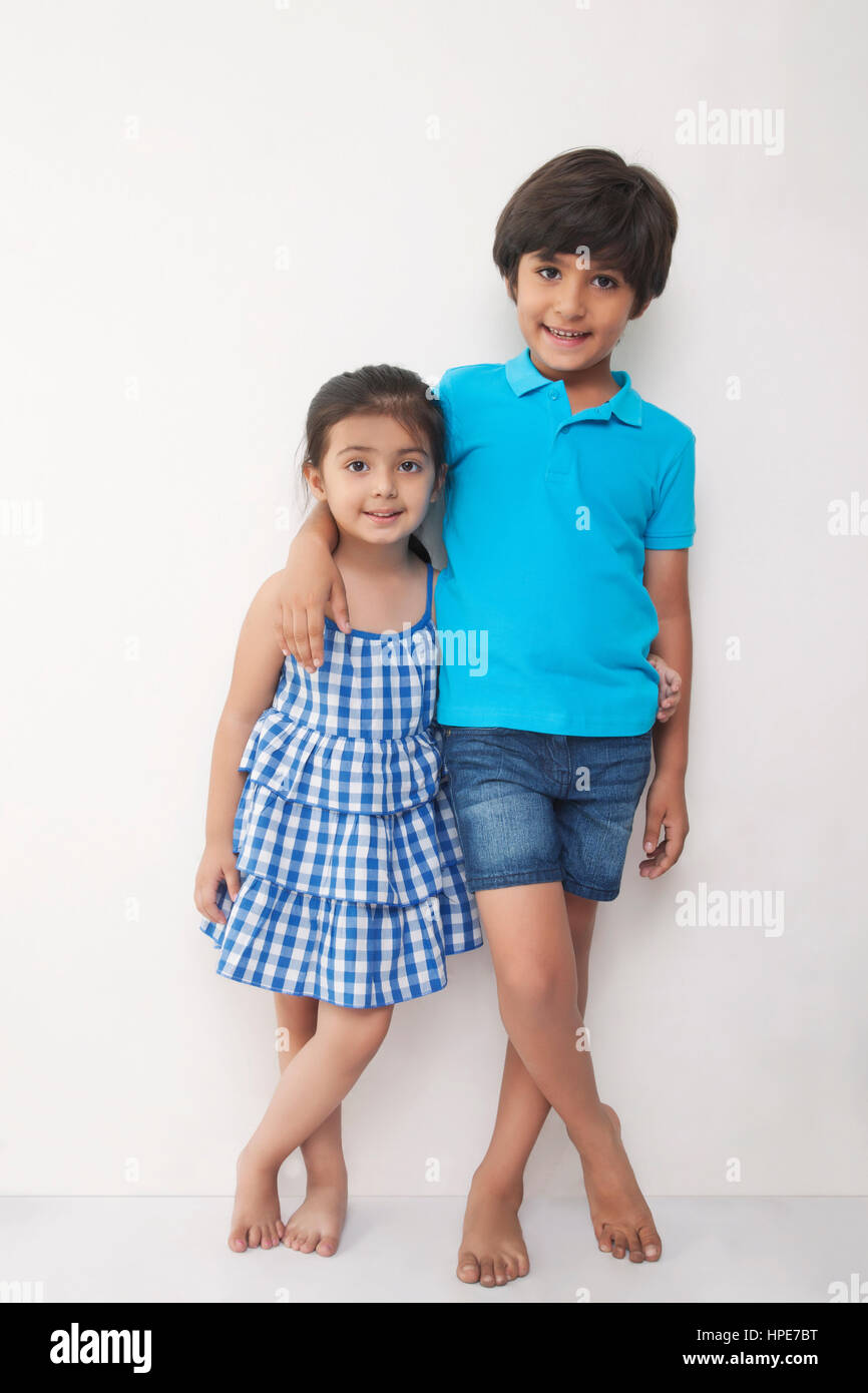 Happy sister and brother hi-res stock photography and images - Alamy