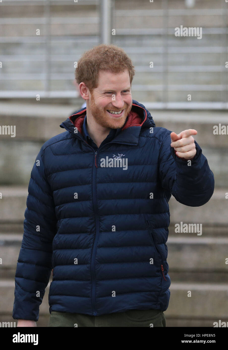 Prince harry joins marathon runners hi-res stock photography and images ...