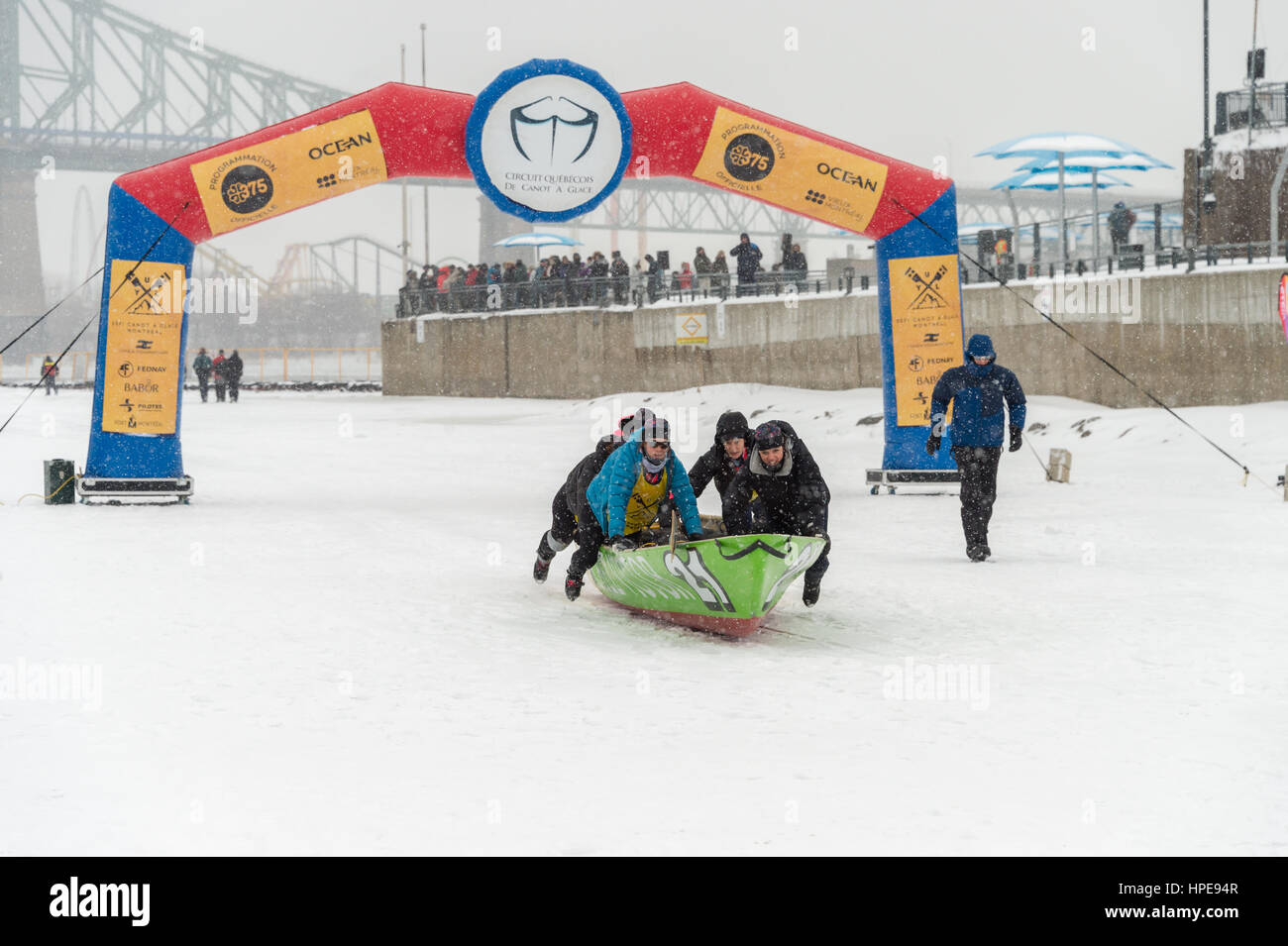 Men rowing a canoe hi-res stock photography and images - Alamy
