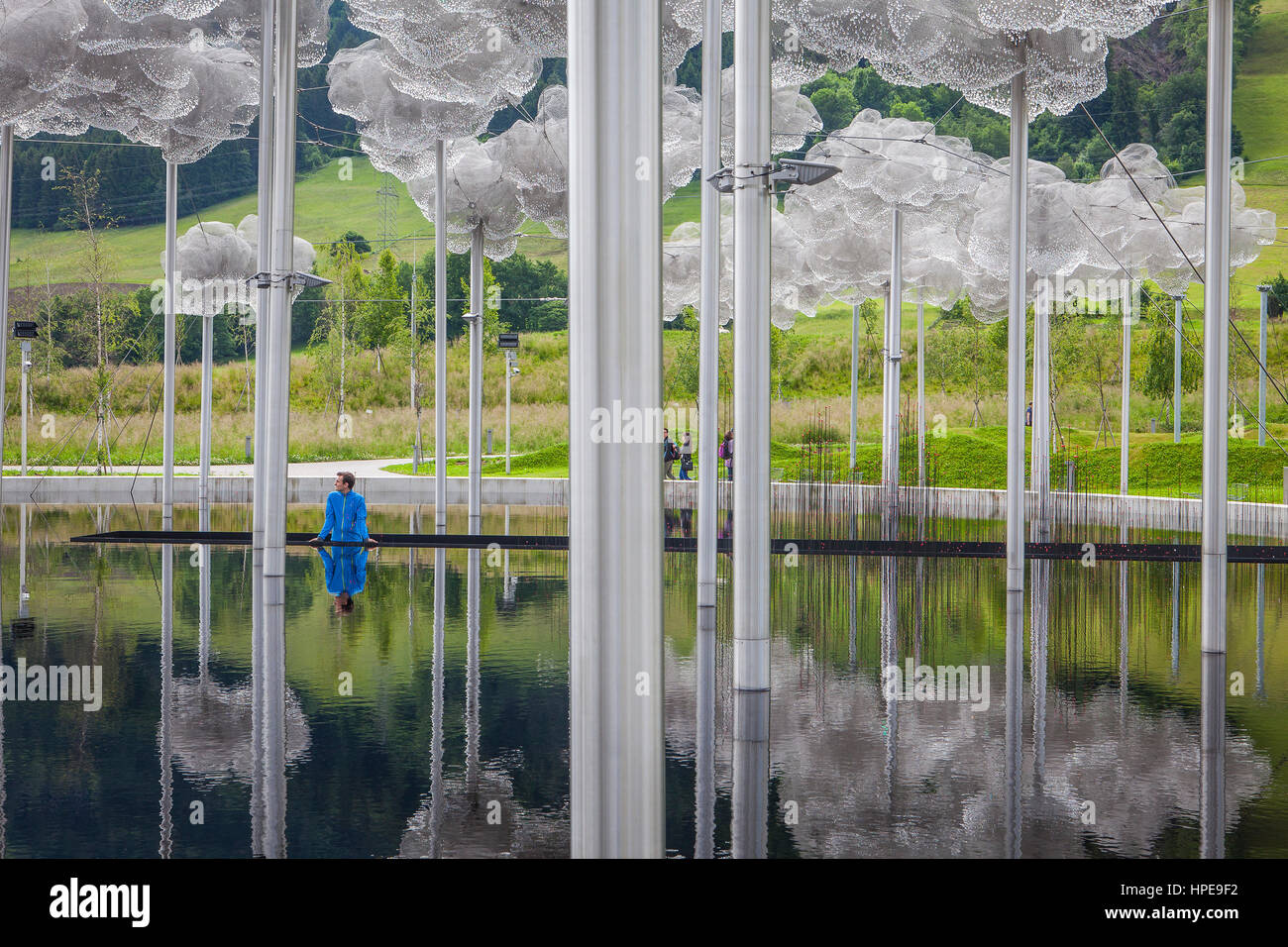 Crystal Cloud and Mirror Pool, Swarovski Kristallwelten, Crystal World ...