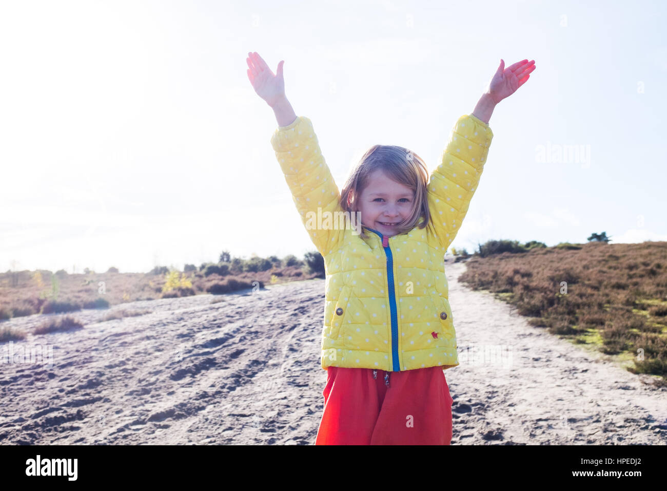 Girl wandering hi-res stock photography and images - Alamy