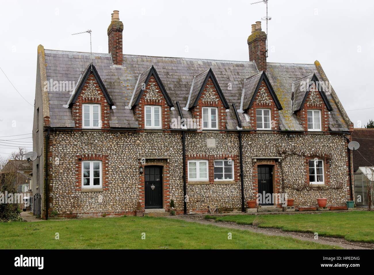 Flint structure hi-res stock photography and images - Alamy