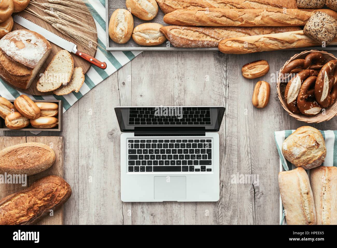 Concept of eating technology hi-res stock photography and images - Alamy