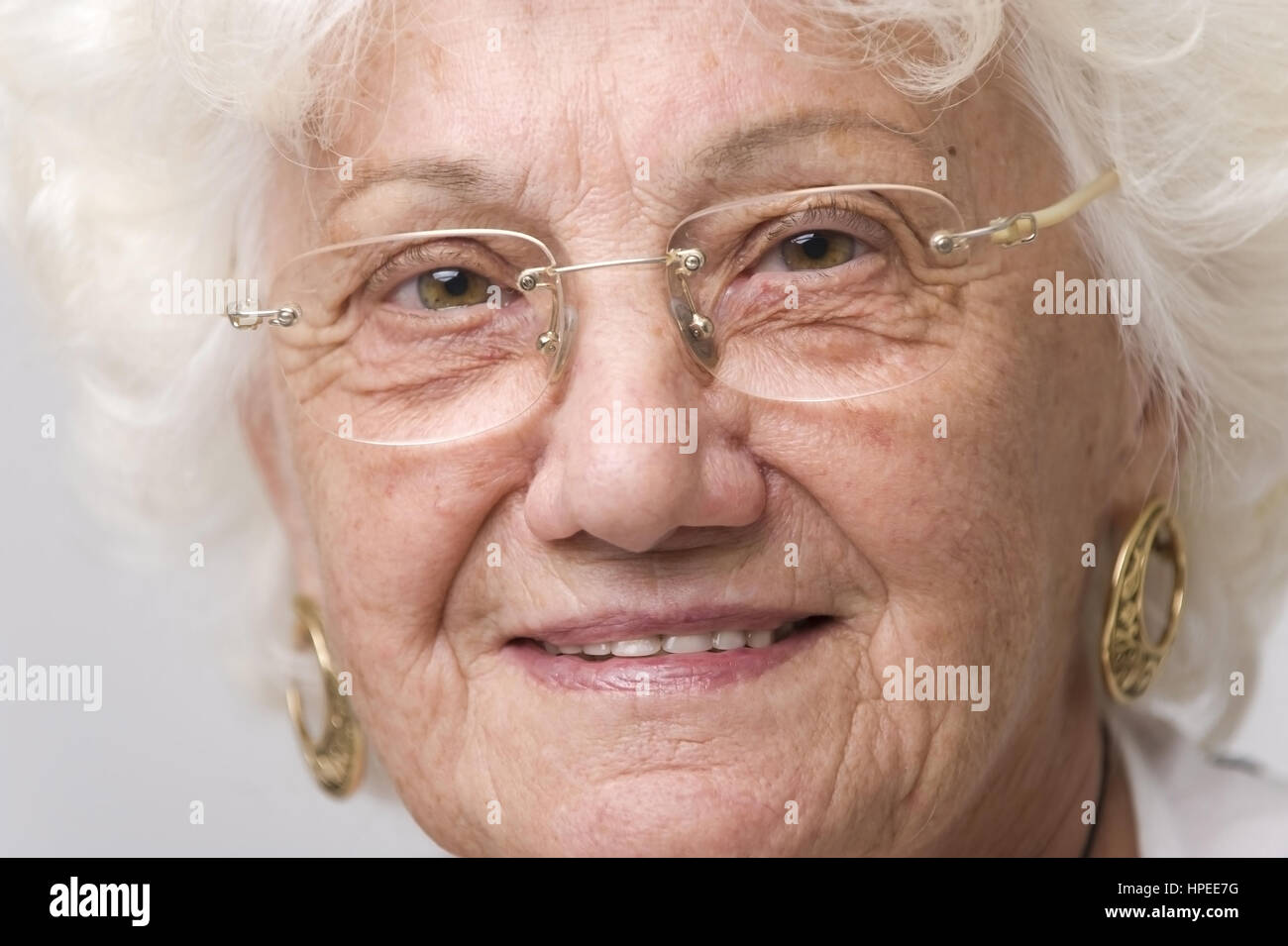 Model released , Seniorin, 76, im Portrait - older woman in portrait ... Model released , Seniorin, 76, im Portrait - older woman in portrait ...