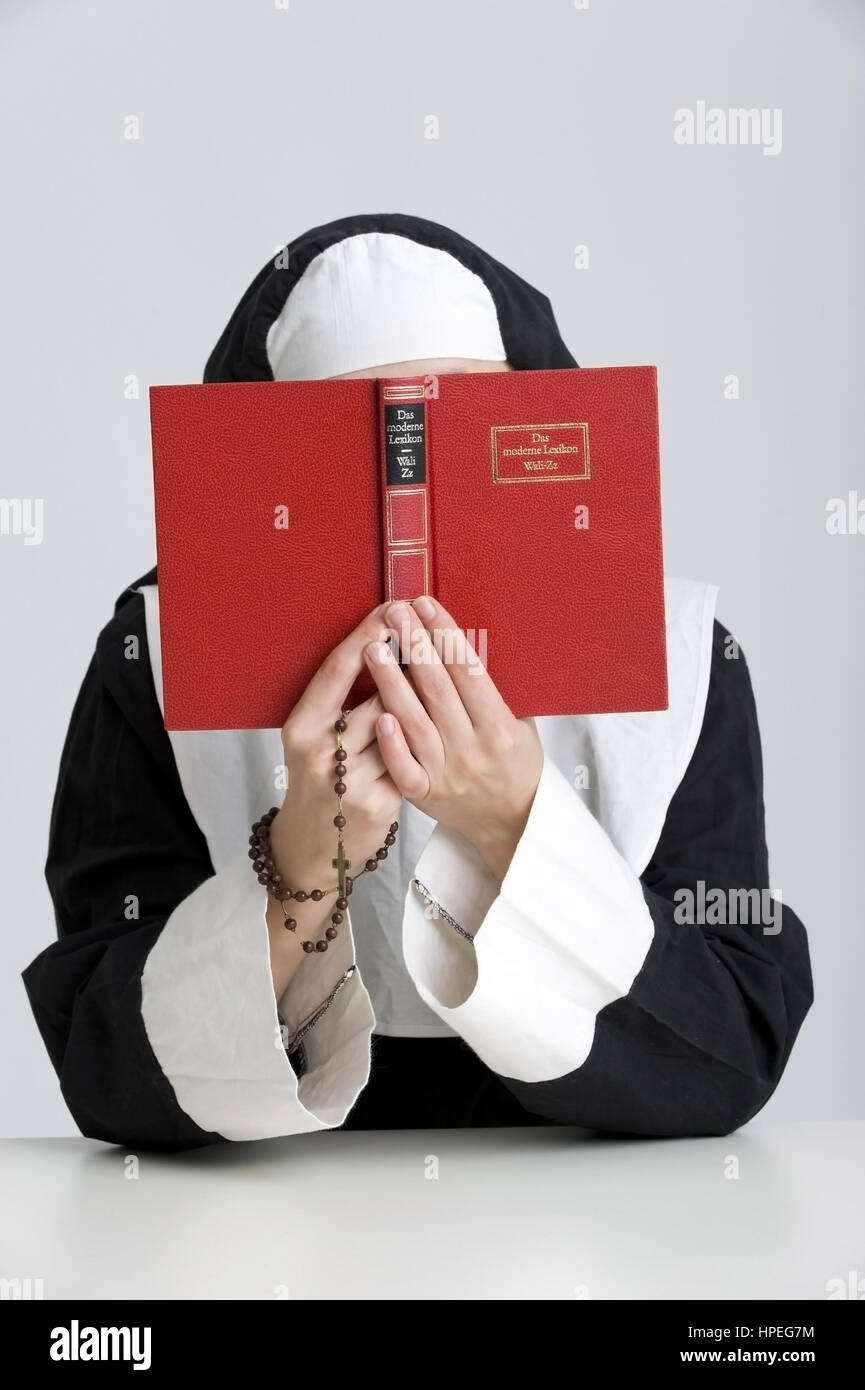 Nuns In Training High Resolution Stock Photography and Images - Alamy