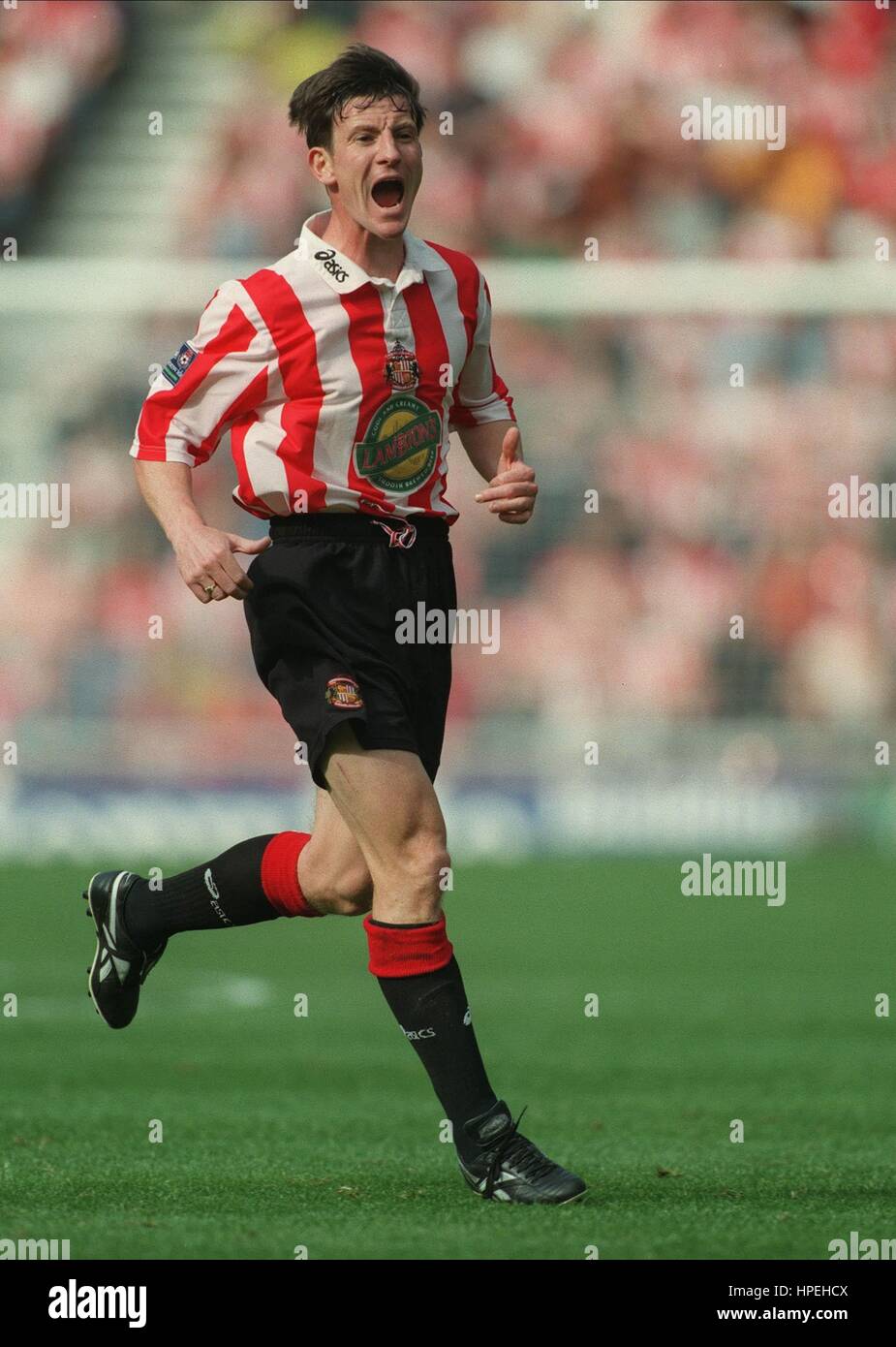 MARTIN SCOTT SUNDERLAND FC 30 September 1997 Stock Photo - Alamy