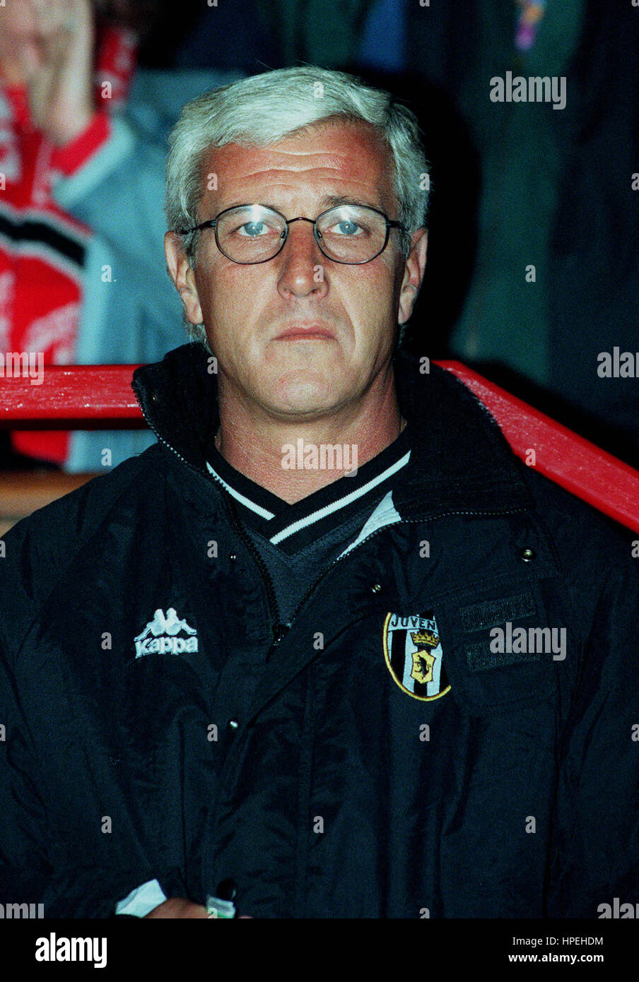 MARCELLO LIPPI JUVENTUS FC COACH 03 October 1997 Stock Photo - Alamy