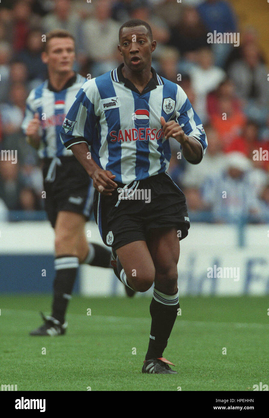 WAYNE COLLINS SHEFFIELD WEDNESDAY FC 05 October 1997 Stock Photo - Alamy