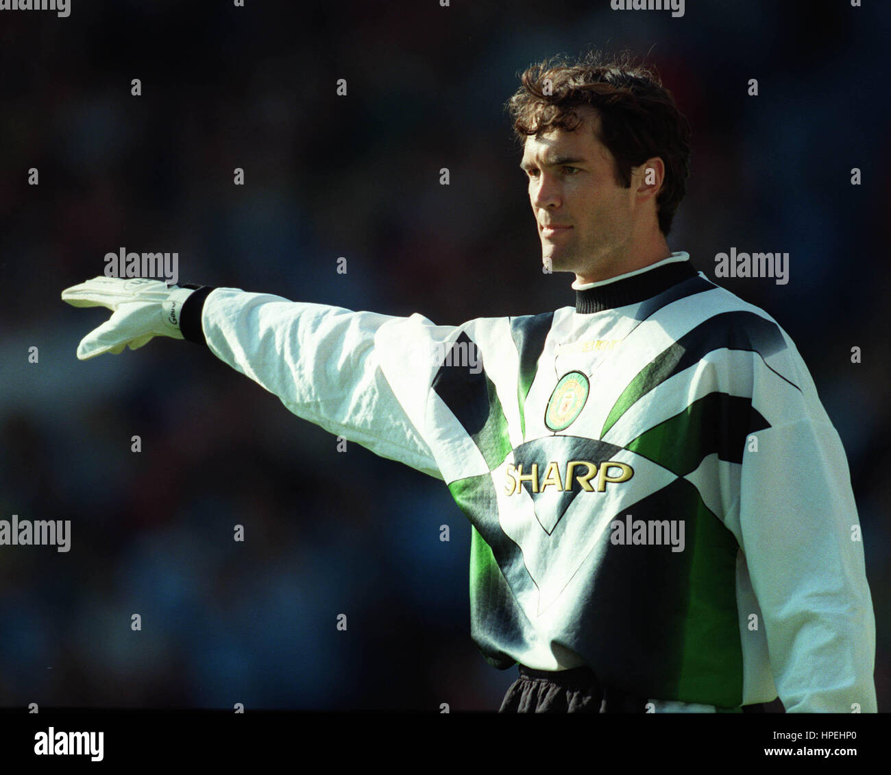 RAIMOND VAN DER GOUW MANCHESTER UNITED FC 06 October 1997 Stock Photo ...