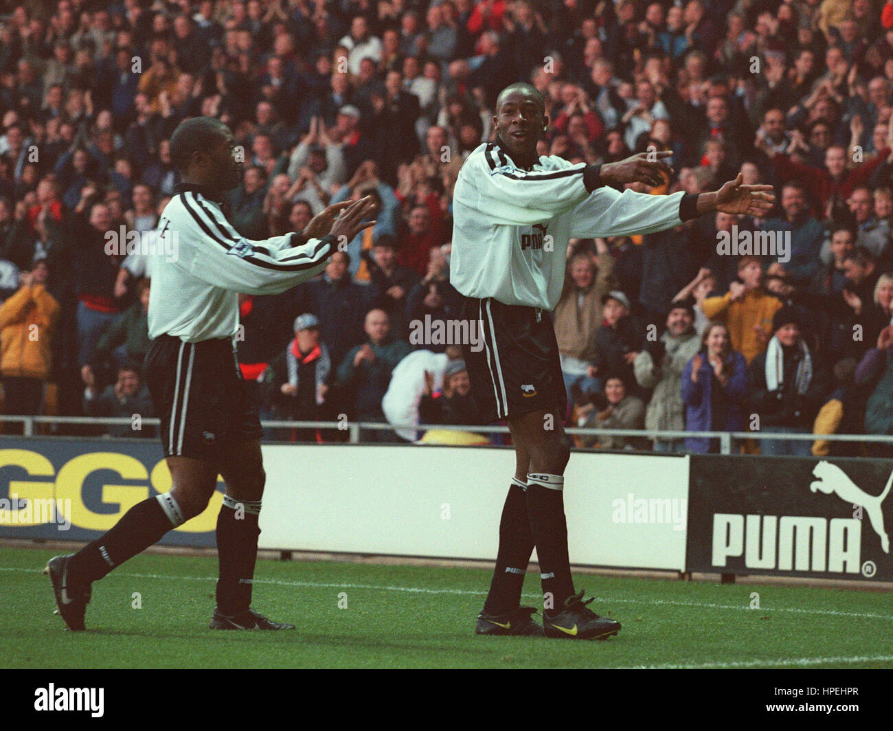 Derby goal 1997 hi-res stock photography and images - Alamy