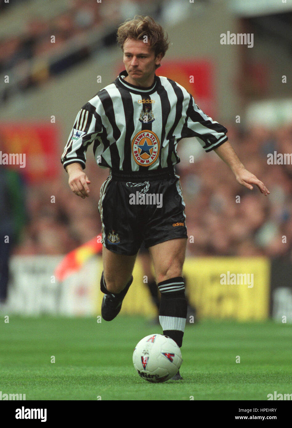JOHN BERESFORD NEWCASTLE UNITED FC 07 October 1997 Stock Photo - Alamy