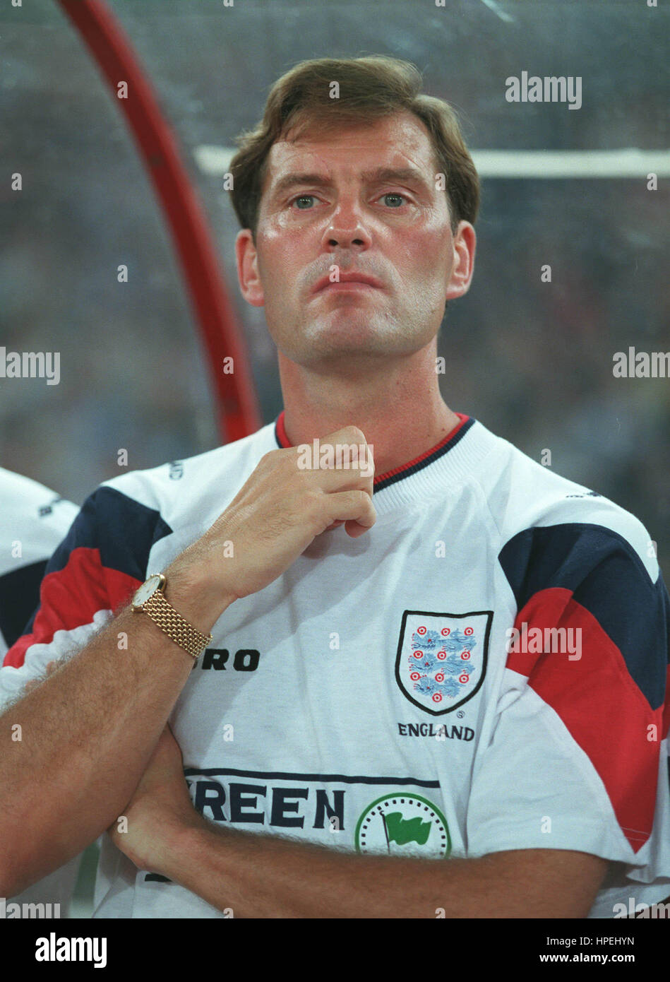 GLENN HODDLE ENGLAND MANAGER 11 October 1997 Stock Photo - Alamy