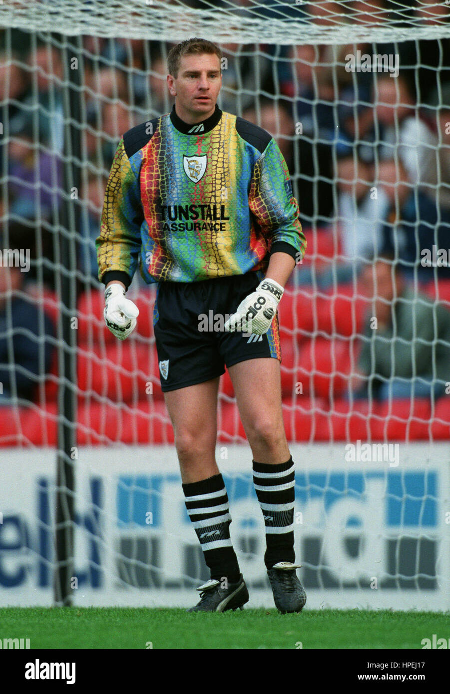 PAUL MUSSELWHITE PORT VALE FC 14 October 1997 Stock Photo - Alamy
