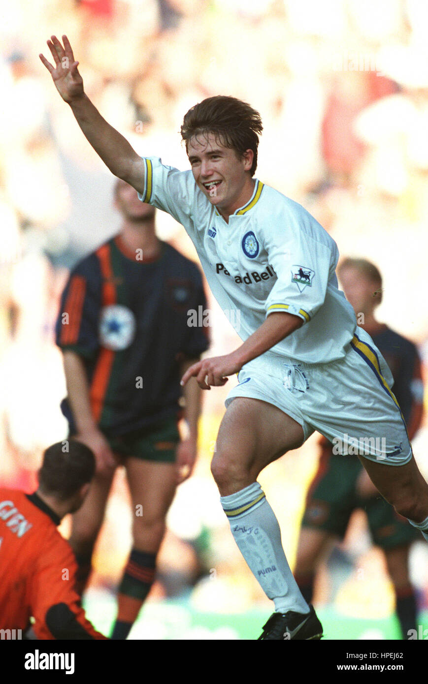 Harry kewell leeds 1997 hi-res stock photography and images - Alamy