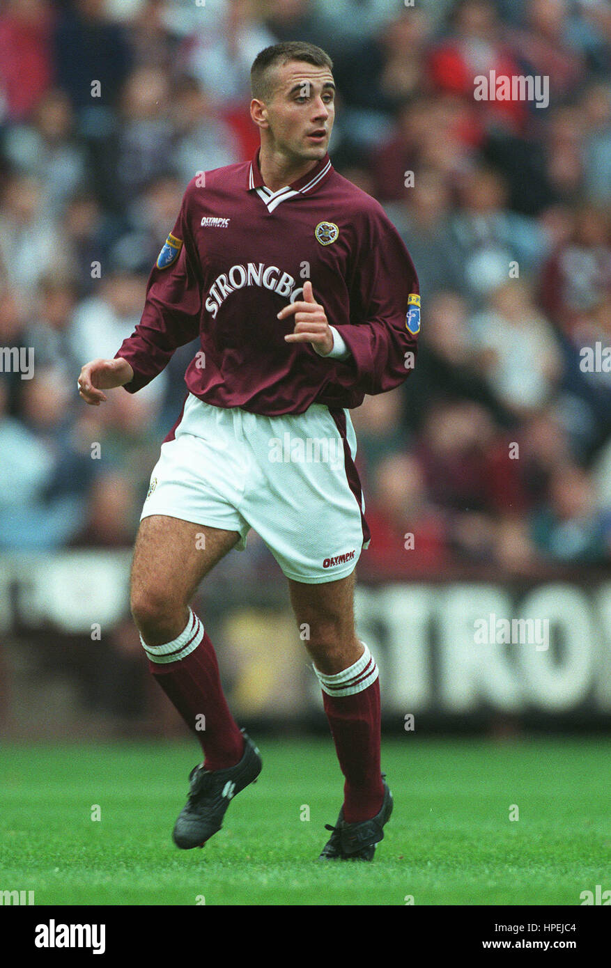 PAUL RITCHIE HEART OF MIDLOTHIAN FC 21 October 1997 Stock Photo - Alamy