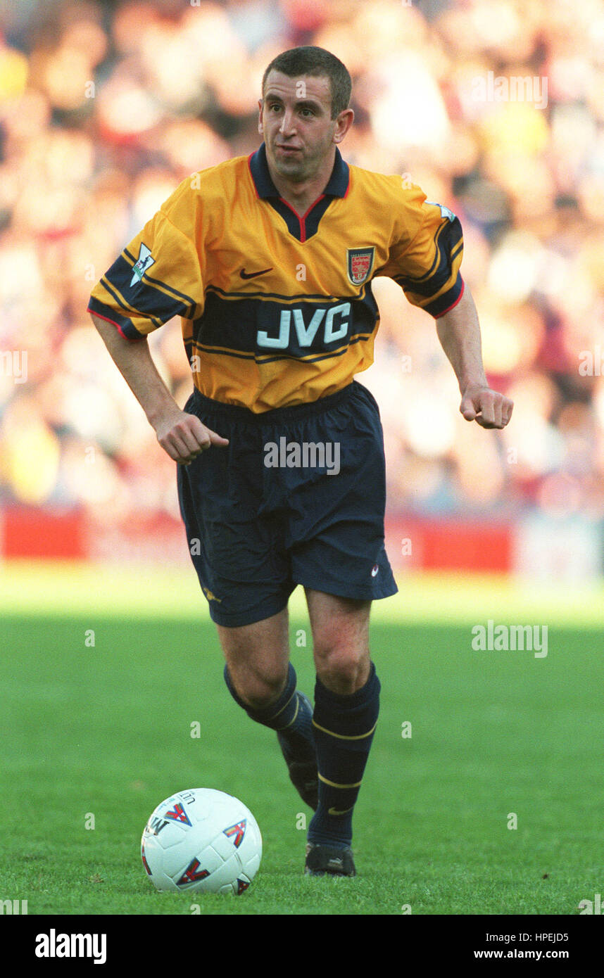 Arsenal winterburn hi-res stock photography and images - Alamy