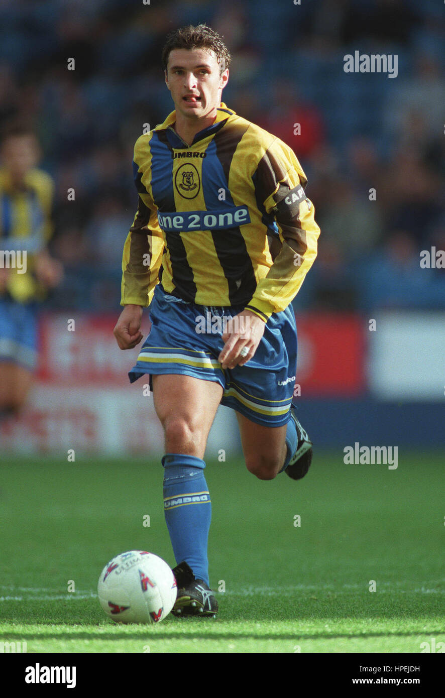 GARY SPEED EVERTON FC 22 October 1997 Stock Photo - Alamy