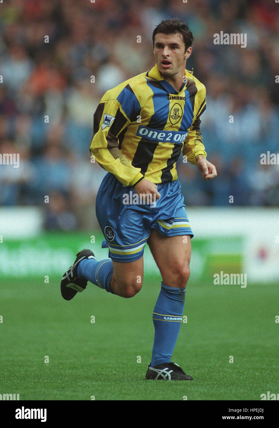 GARY SPEED EVERTON FC 22 October 1997 Stock Photo - Alamy