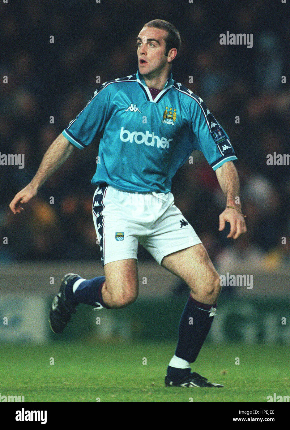 BARRY CONLON MANCHESTER CITY FC 23 October 1997 Stock Photo - Alamy