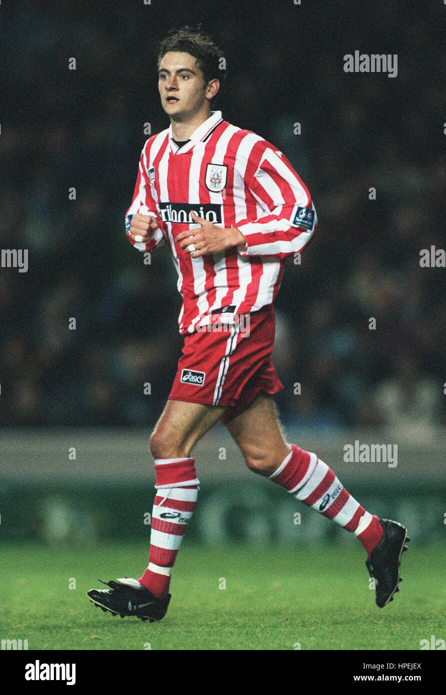 Gerard mcmahon hi-res stock photography and images - Alamy