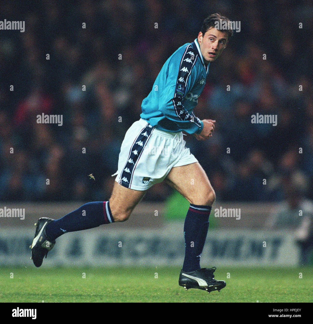 NEIL HEANEY MANCHESTER CITY FC 23 October 1997 Stock Photo - Alamy
