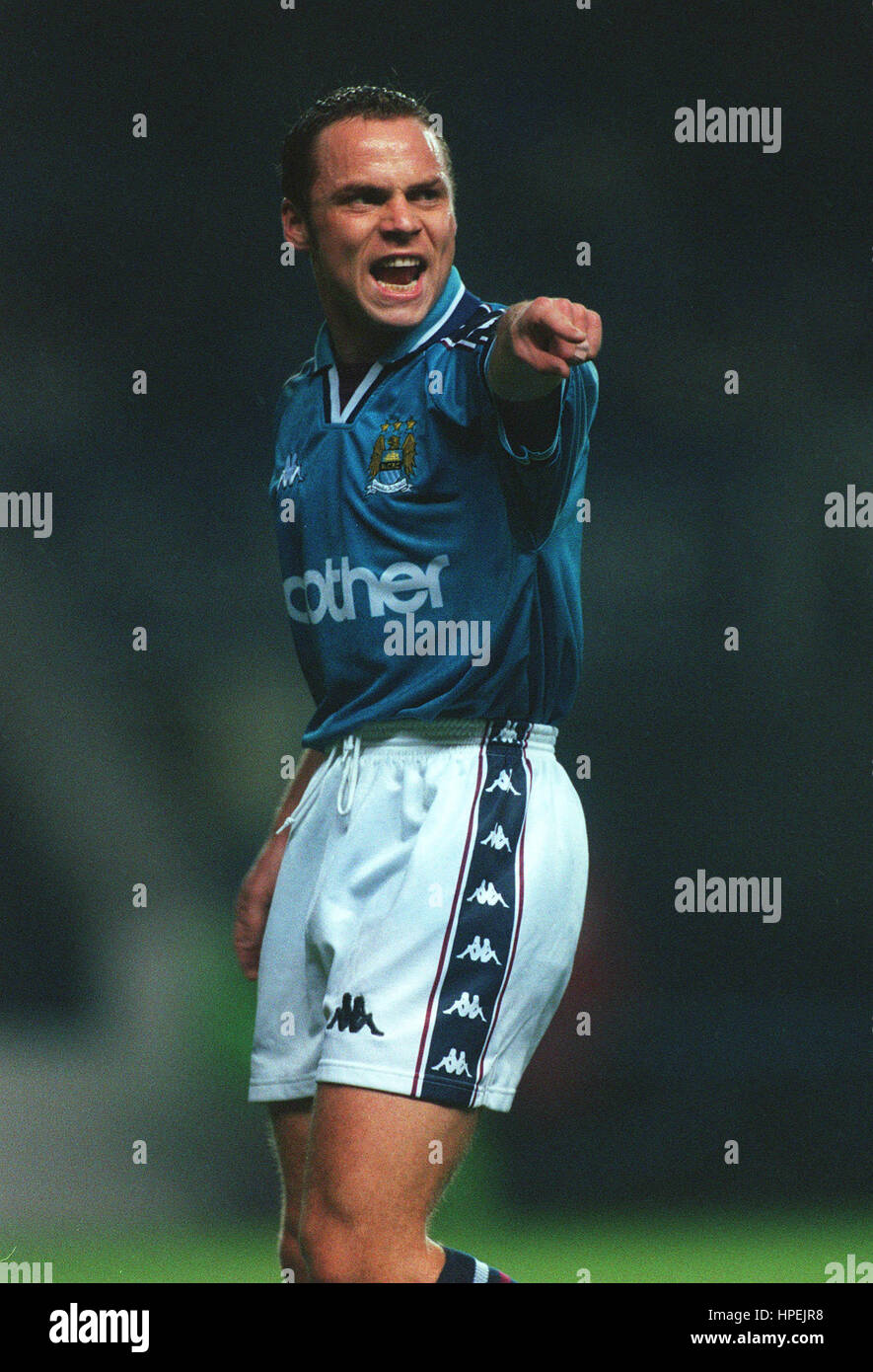 PAUL DICKOV MANCHESTER CITY FC 05 November 1997 Stock Photo - Alamy