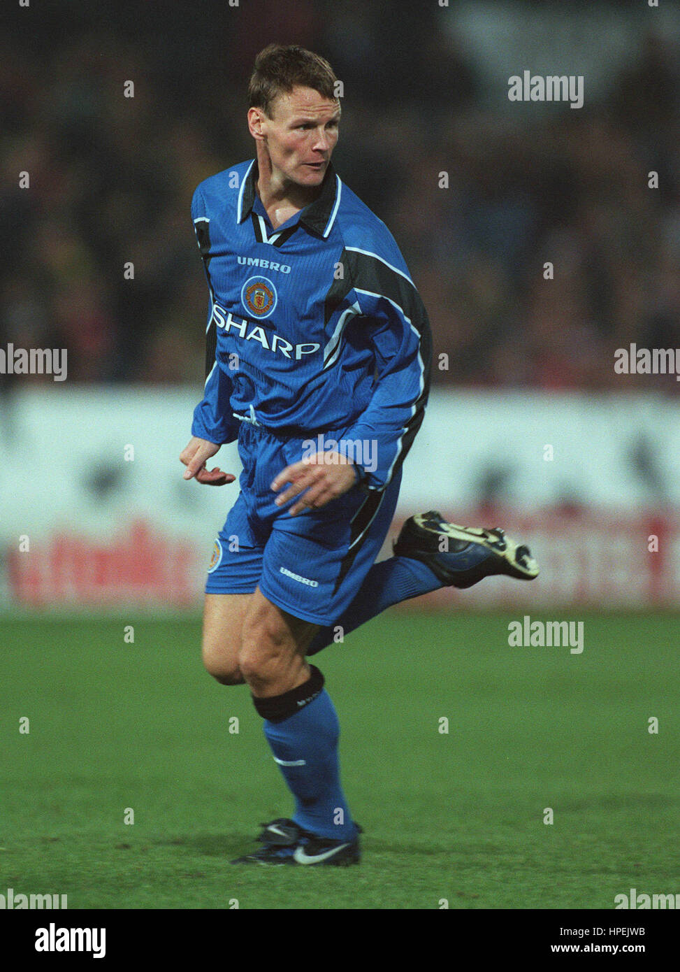Teddy sheringham manchester united hi-res stock photography and images ...