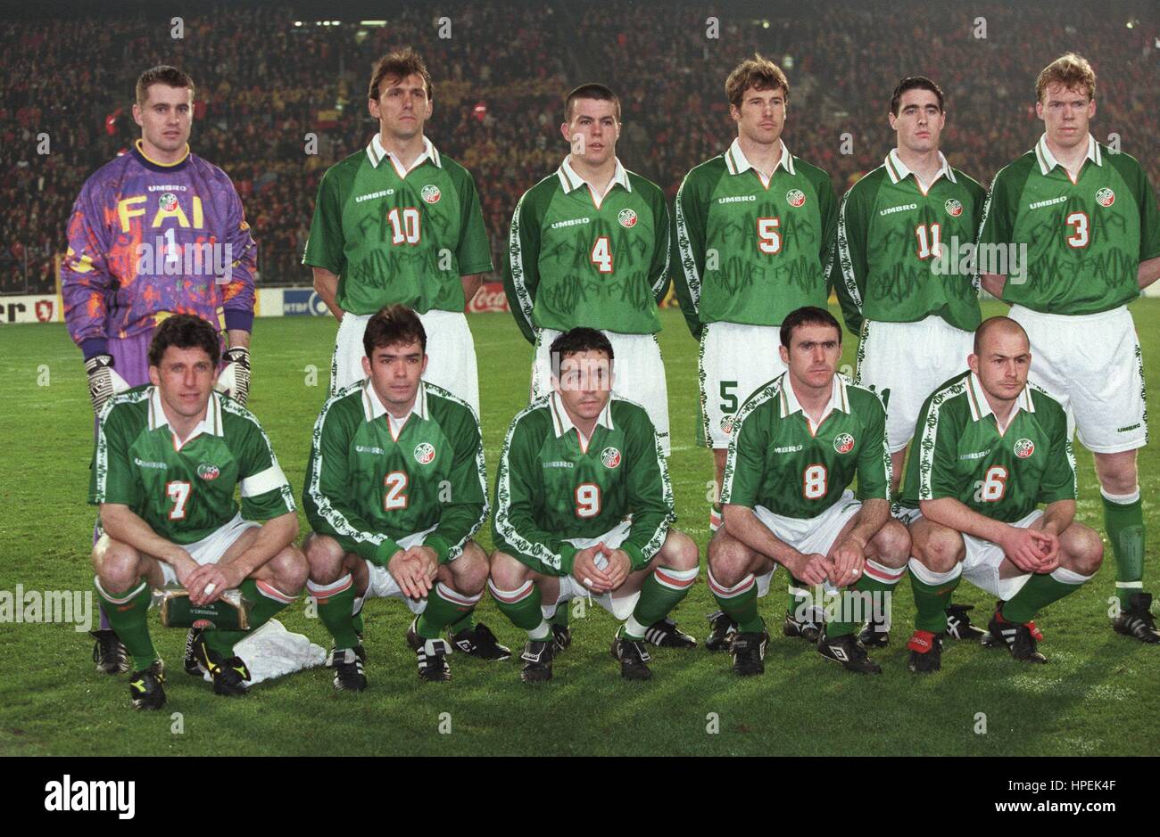 New Umbro Ireland home and away kits released : r/coybig