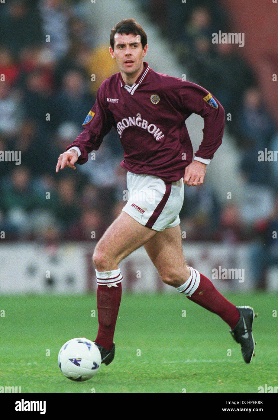 DAVID WEIR HEARTS OF MIDLOTHIAN 26 November 1997 Stock Photo - Alamy