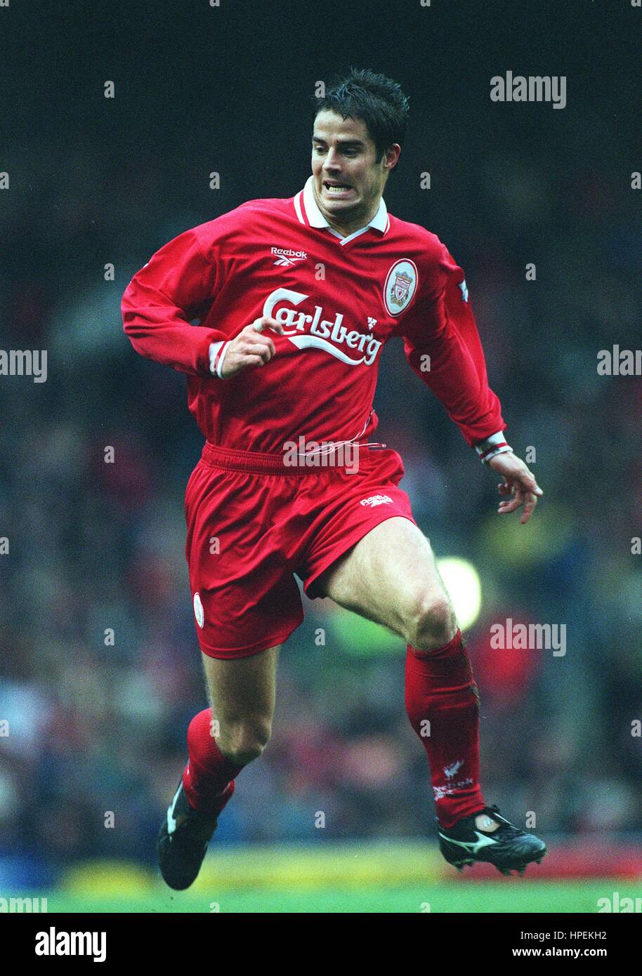JAMIE REDKNAPP LIVERPOOL FC 08 December 1997 Stock Photo - Alamy