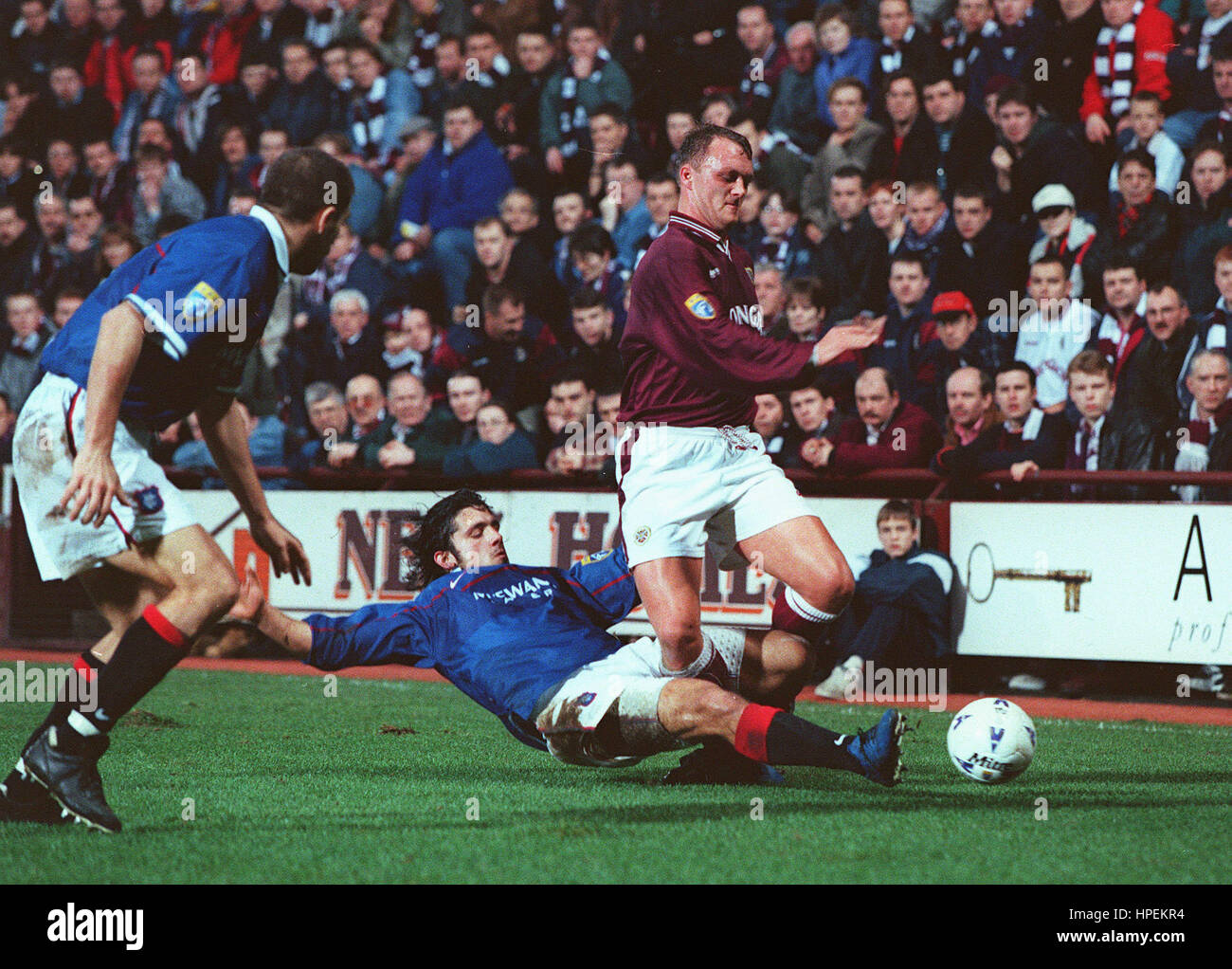 Football hearts glasgow hi-res stock photography and images - Alamy