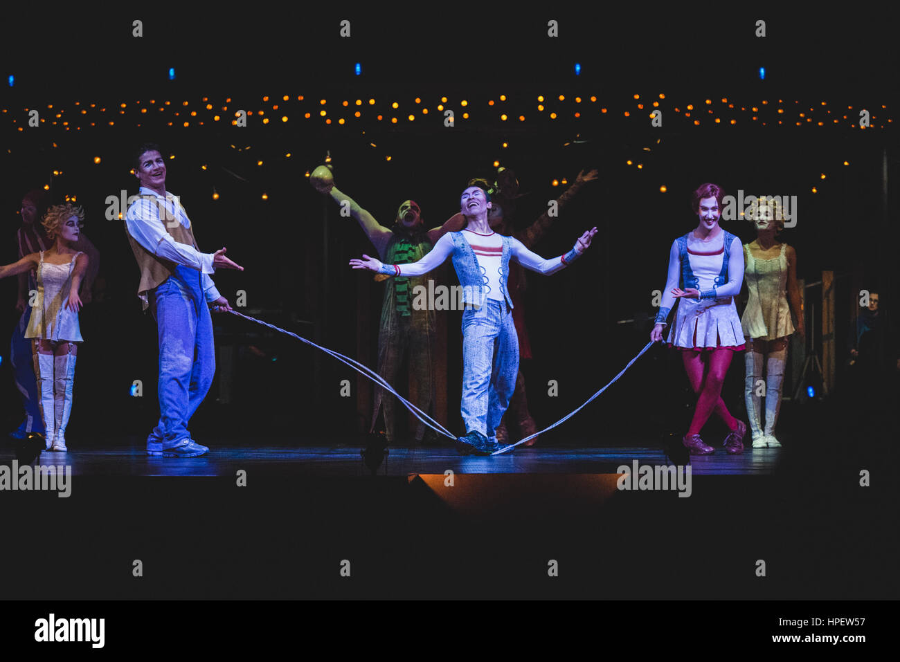 November 27, 2014: Cirque Du Soleil performing Quidam at the Pala ...