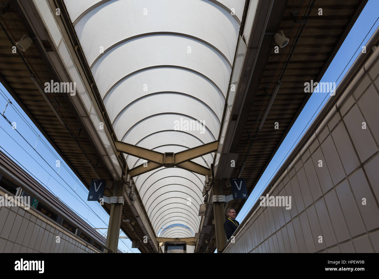 Gare de lyon platform hi-res stock photography and images - Alamy