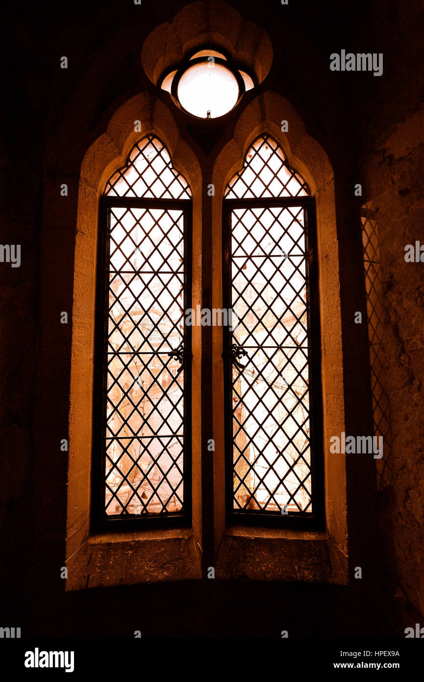 Tower of london window hi-res stock photography and images - Alamy