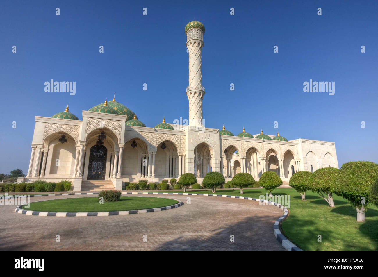 Al Zulfa Mosque, Seeb, Oman Stock Photo - Alamy