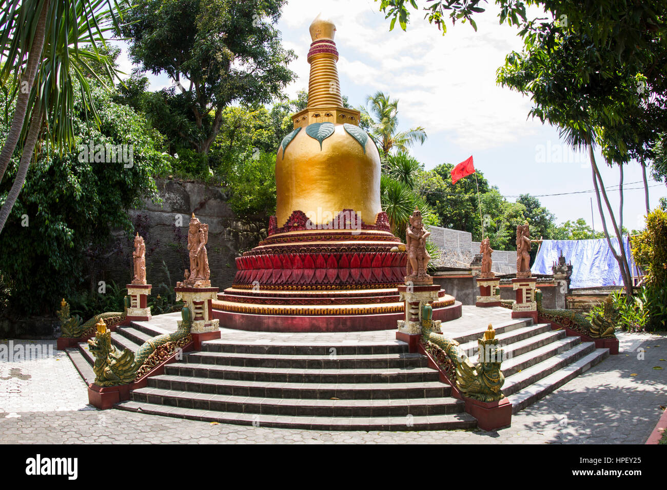 Chedi in Buddhist Monastery Brahma Vihara Ashrama, Wihara Buddha Banjar ...