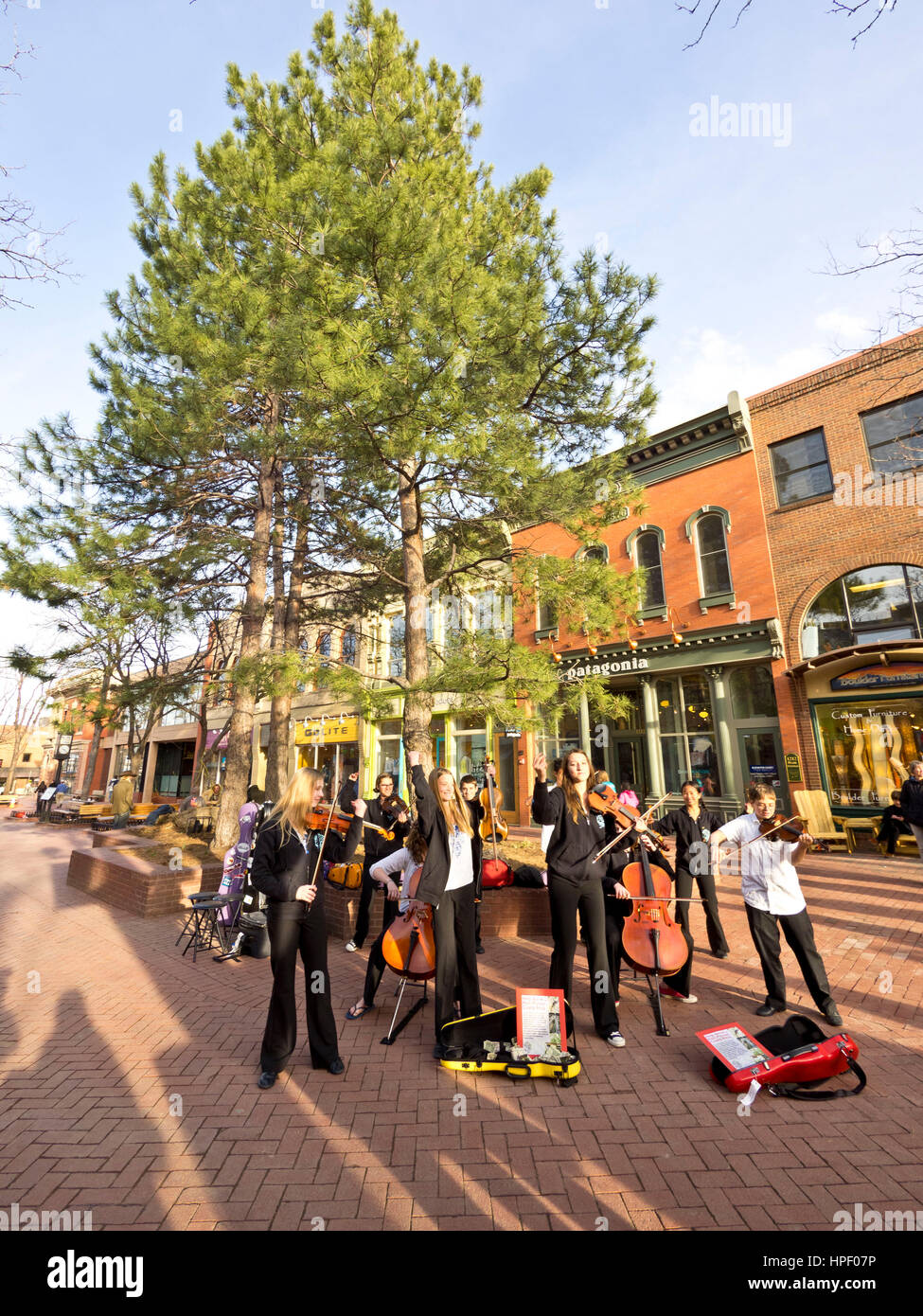 Pearl street mall colorado hi-res stock photography and images - Alamy
