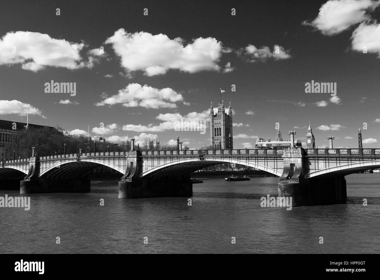 Summer, Lambeth Bridge, river Thames, Westminster, London City, England ...