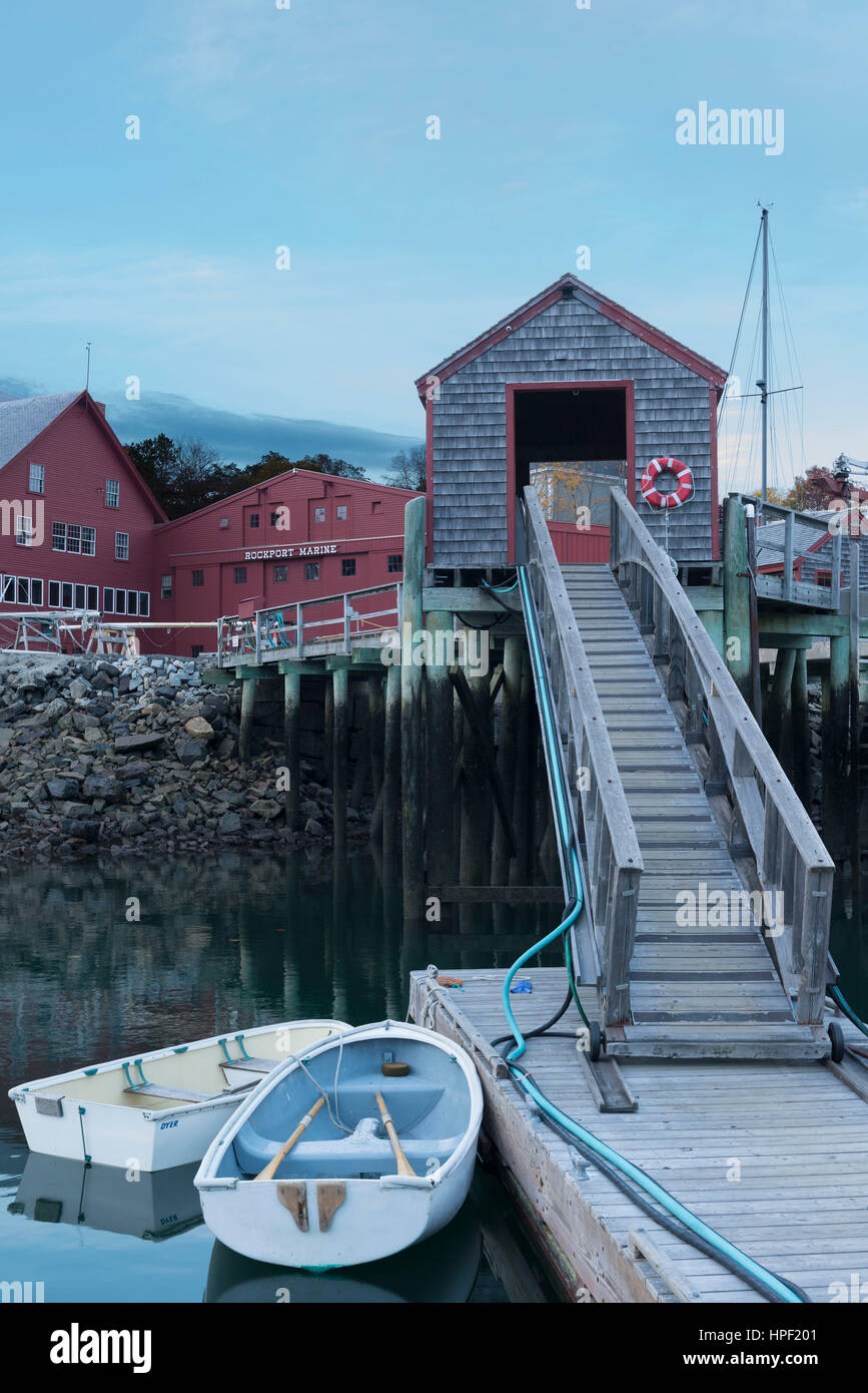 Harbor dock hi-res stock photography and images - Alamy
