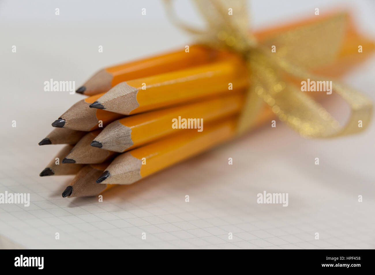 Bunch of pencils hi-res stock photography and images - Alamy