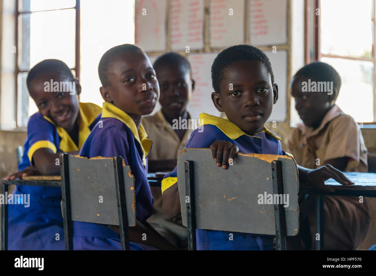Happy school children in a classroom in Zimbabwe Stock Photo - Alamy