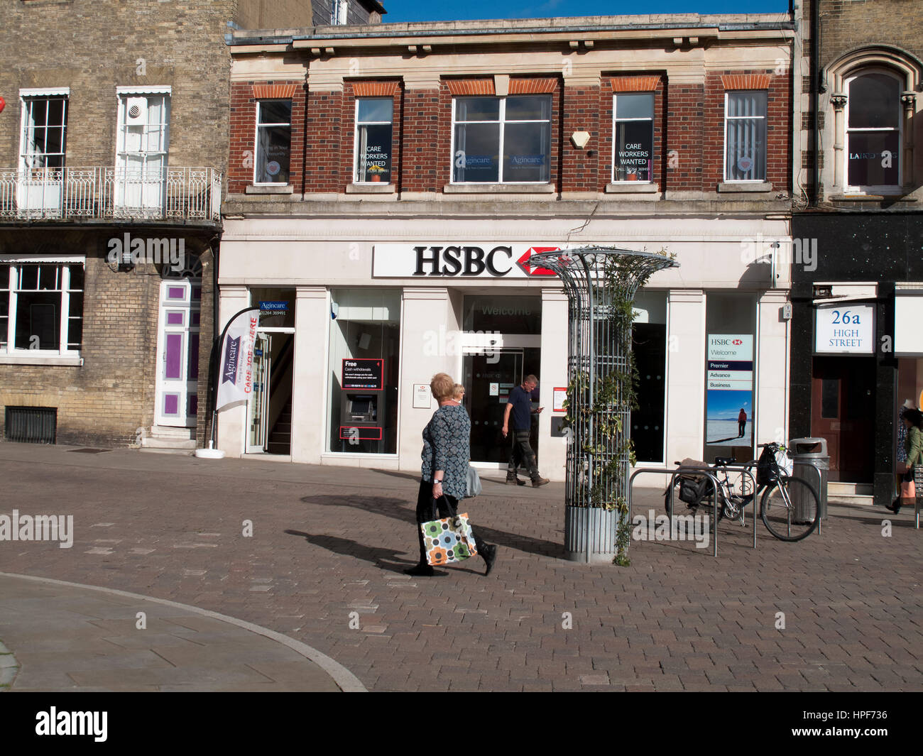 HSBC Bank local branch office, The Hongkong and Shanghai Bank Stock ...
