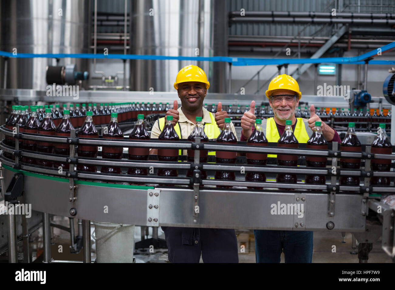 Digital production monitoring hi-res stock photography and images - Alamy