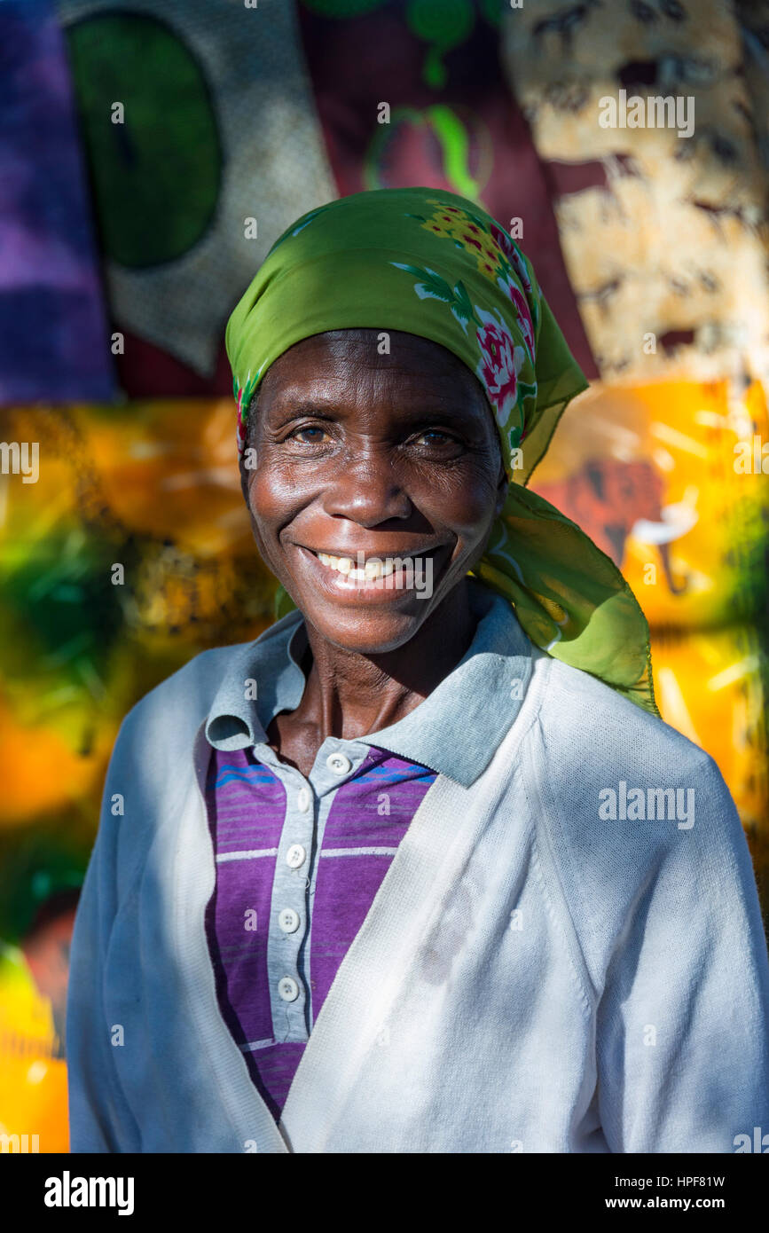 Community craftsmen show off their curios in Zimbabwe near the border ...