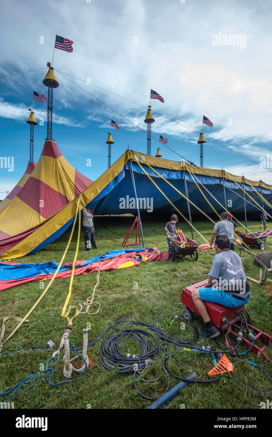 Cole Brothers Circus. Last season before closing Stock Photo - Alamy