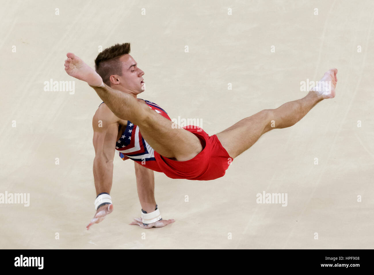Male gymnast floor hi-res stock photography and images - Alamy